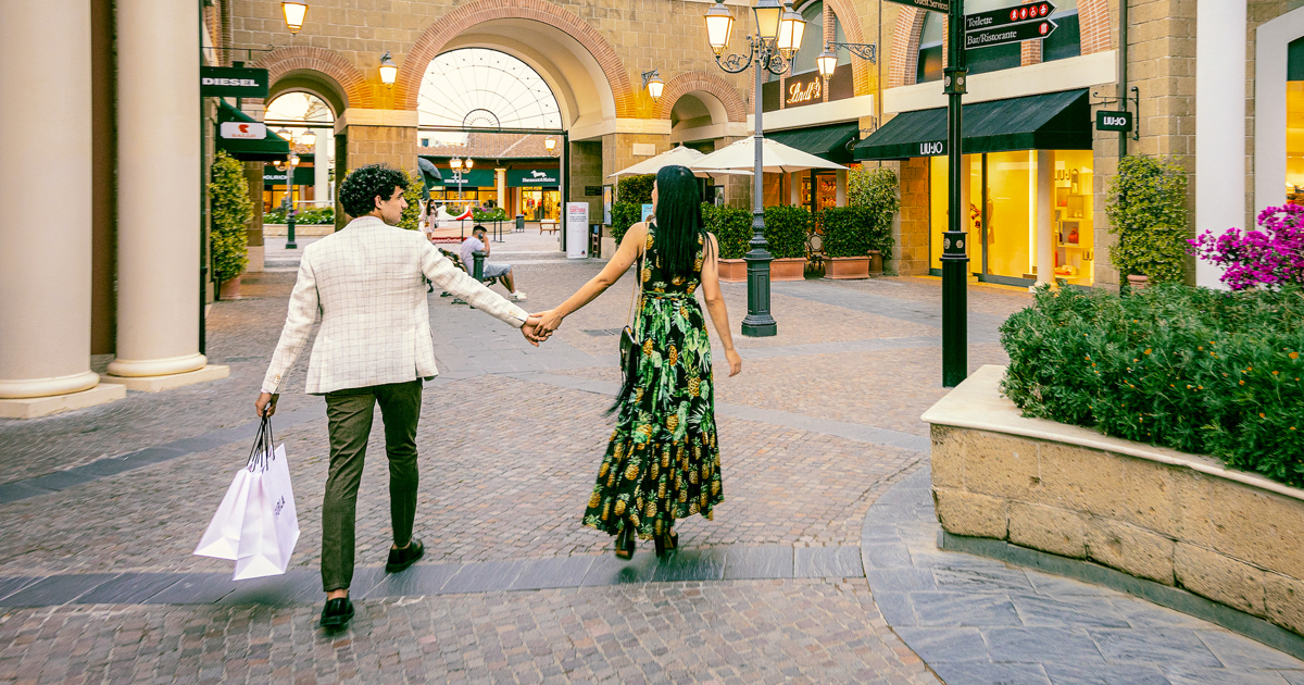 Castel Romano Designer Outlet: Black Friday tra shopping, luci e natura ...